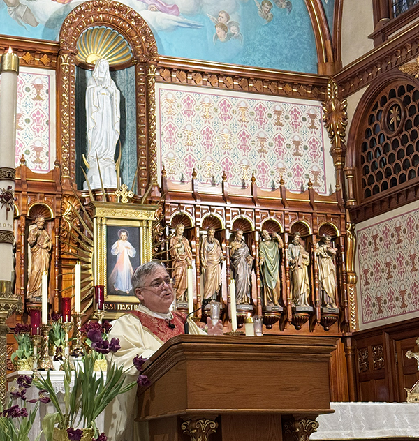 Julia’s Weekly Shrine Round-up: April 24 | The Divine Mercy