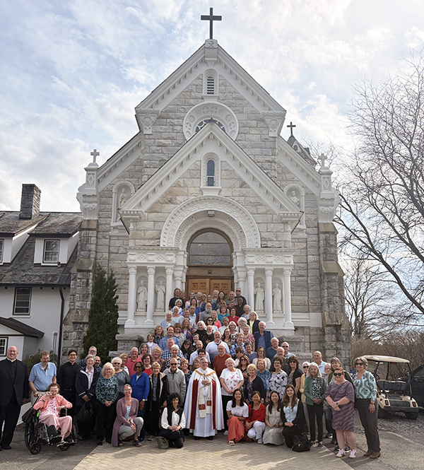 Julia’s Weekly Shrine Round-up: April 24 | The Divine Mercy
